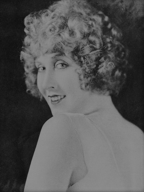 Helen Lee Worthing & Her Sad Suicide