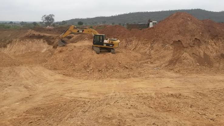 SOIL AND SAND DIFFERENCE