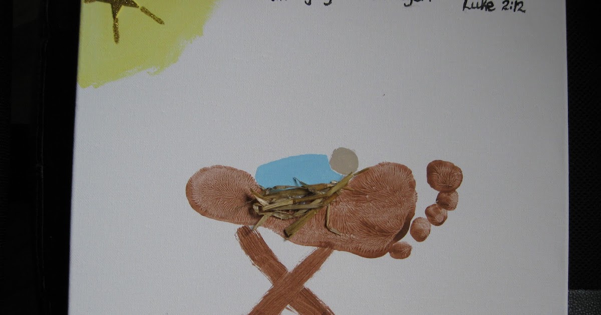 Solagratiamom: Christ in Manger with Footprint Craft