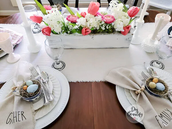 Easy and Thrifty Decorating Ideas for a Spring Table - DIY Beautify ...