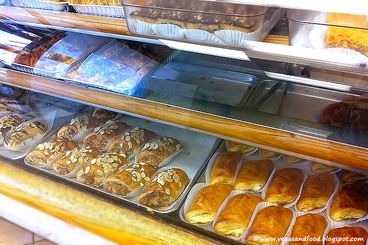 Van Bakery - Hollywood - Vegas and Food
