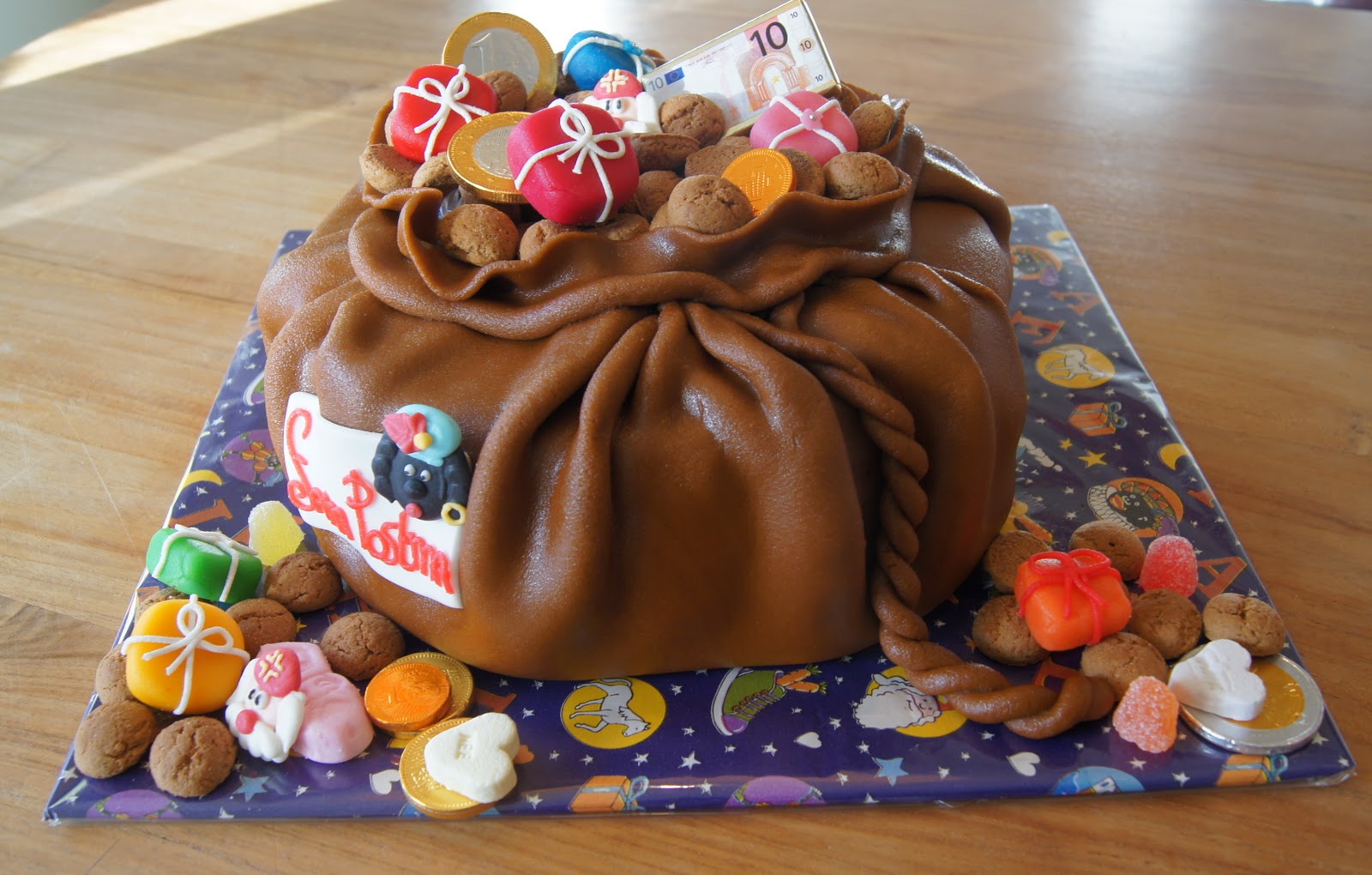 De Ronde Taart: Thema taarten