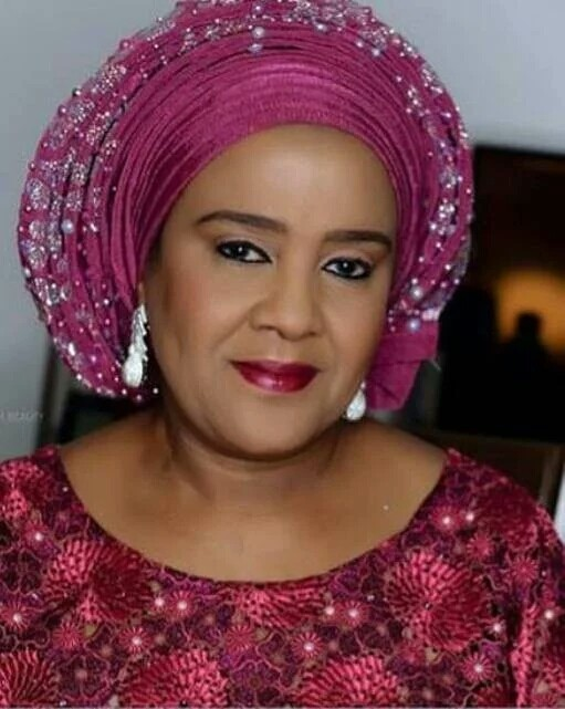 Meet Aliko Dangote's Former Wife And Mother Of Fatima - Simply ...