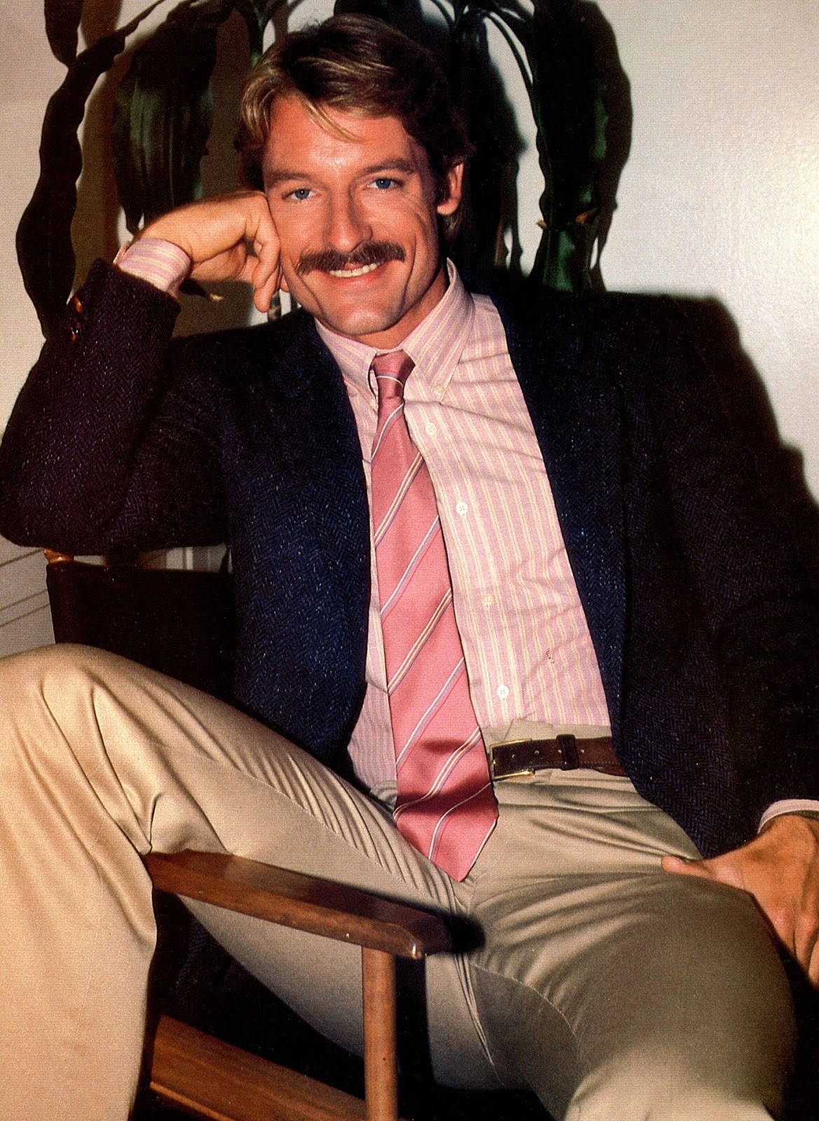 my new plaid pants: I Feel the Need...