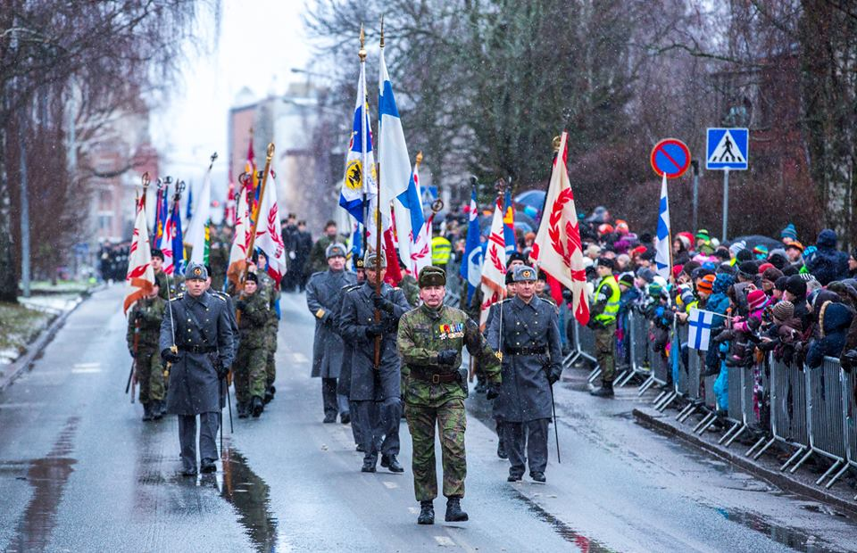 Asian Defence News: Finland's Independence Parade in Hämeenlinna