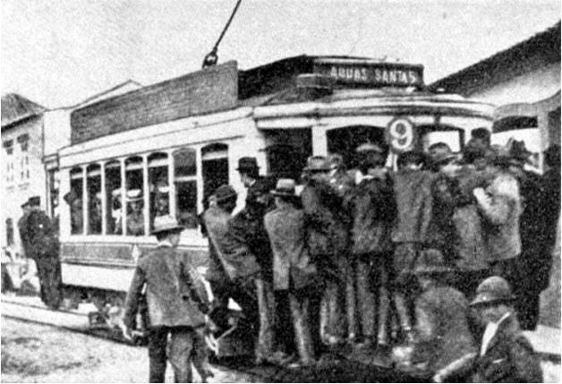 Andar à guna pelas ruas do Porto