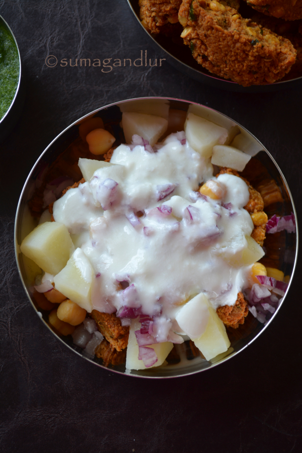 Veggie Platter: Kalmi Vada Chaat