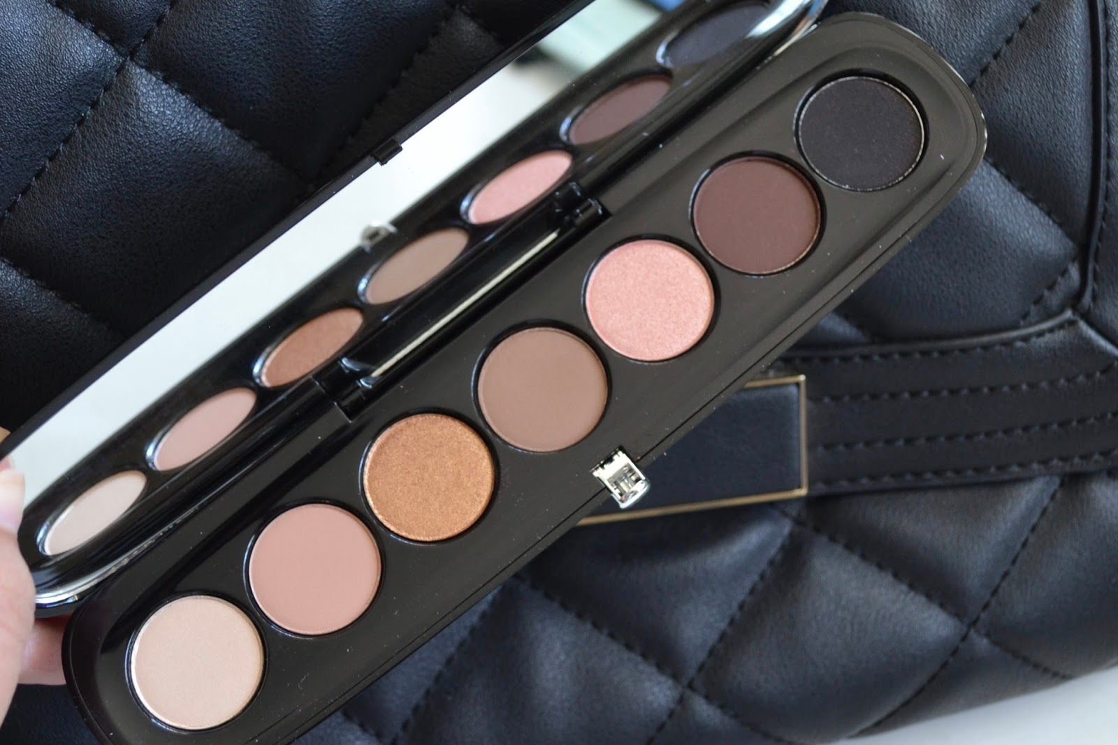 Aquaheart: Review: Marc Jacobs Beauty Eye-Conic Multi-Finish Eyeshadow ...