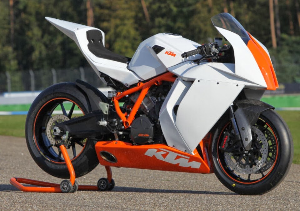 2014 KTM 1190 RC8 R Track Pictures - ColorCars