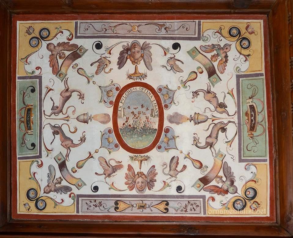 The Ornamentalist: Grotesque Obsession: Pulchrior in Luce