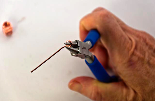 Jewelry Making Tools Uses and Tips...: How to make Celtic knots links ...