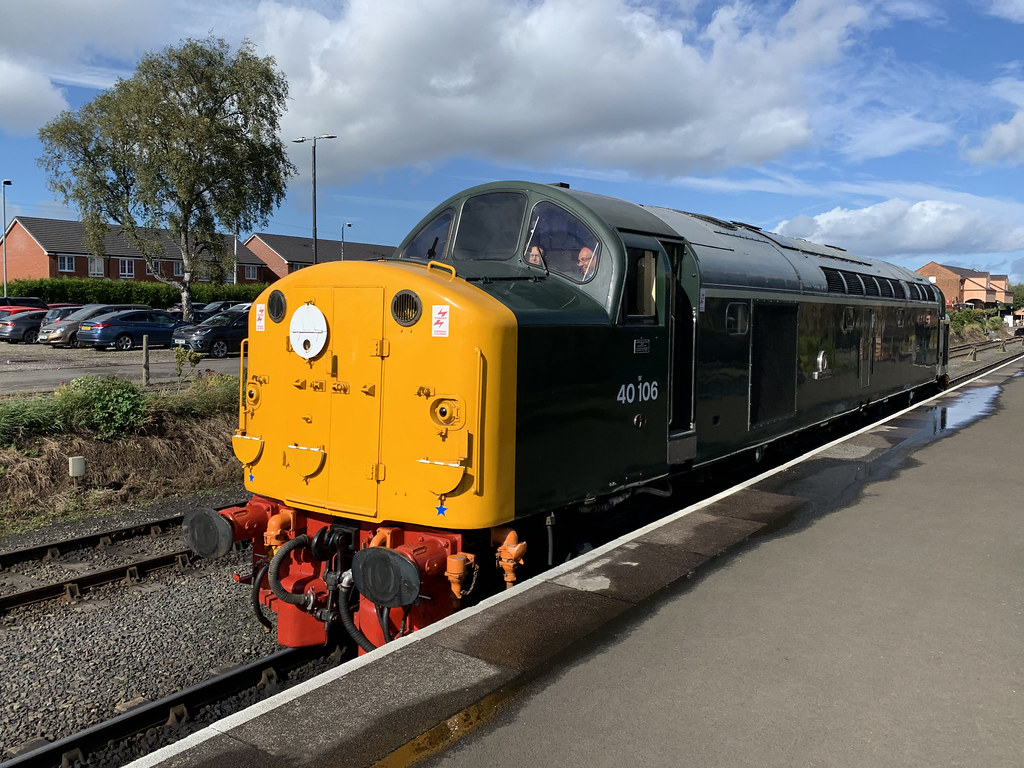 British Diesels and Electrics: Class 40 (English Electric 2,000hp Type ...