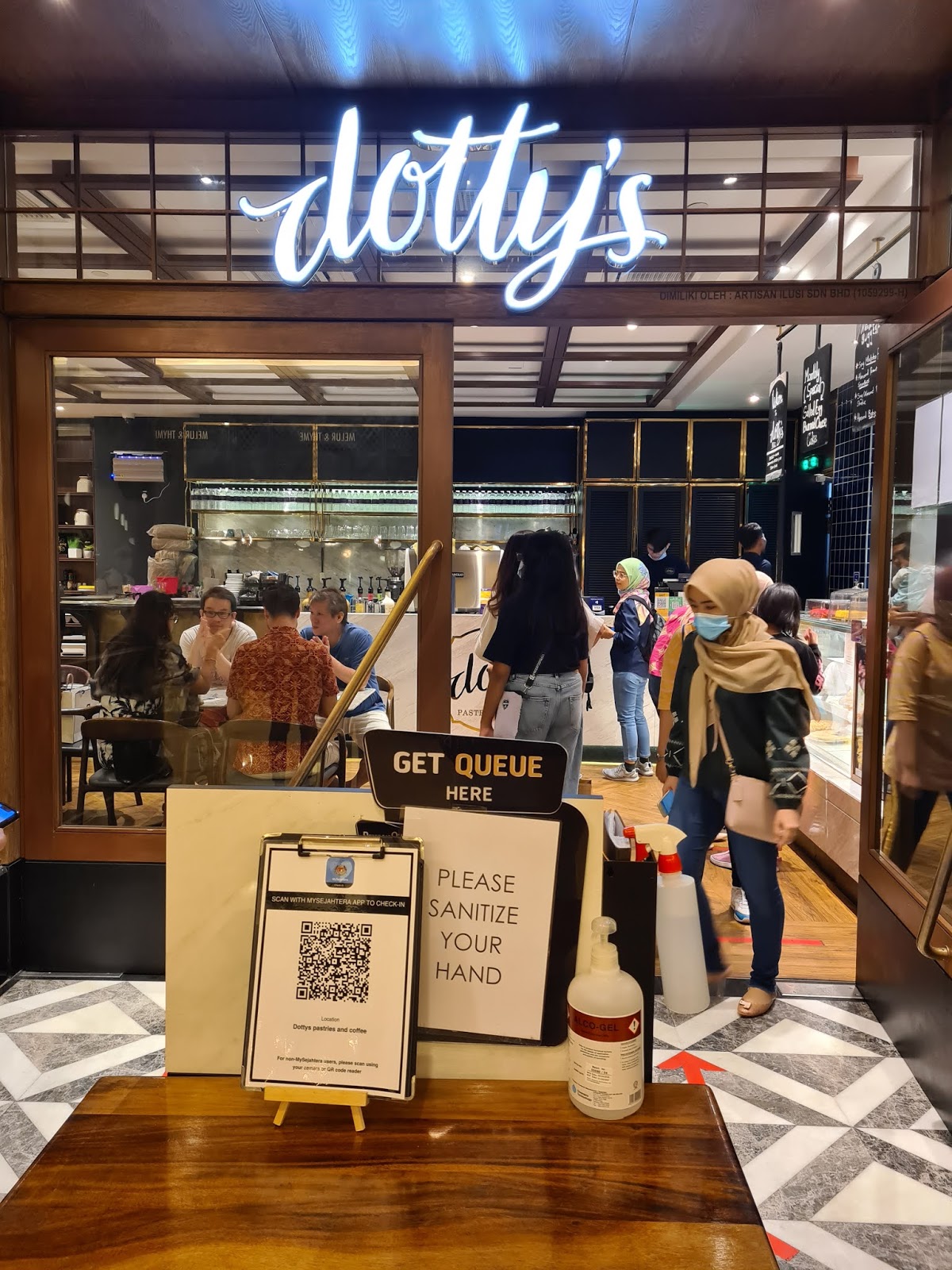 WANDERLUST DJ: Dotty's KLCC
