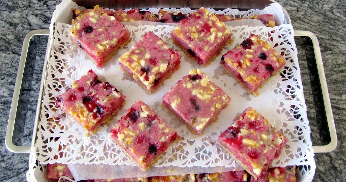 epätrendikäs ruokablogi: Grillausta ja viinimarja-valkosuklaapiirakkaa