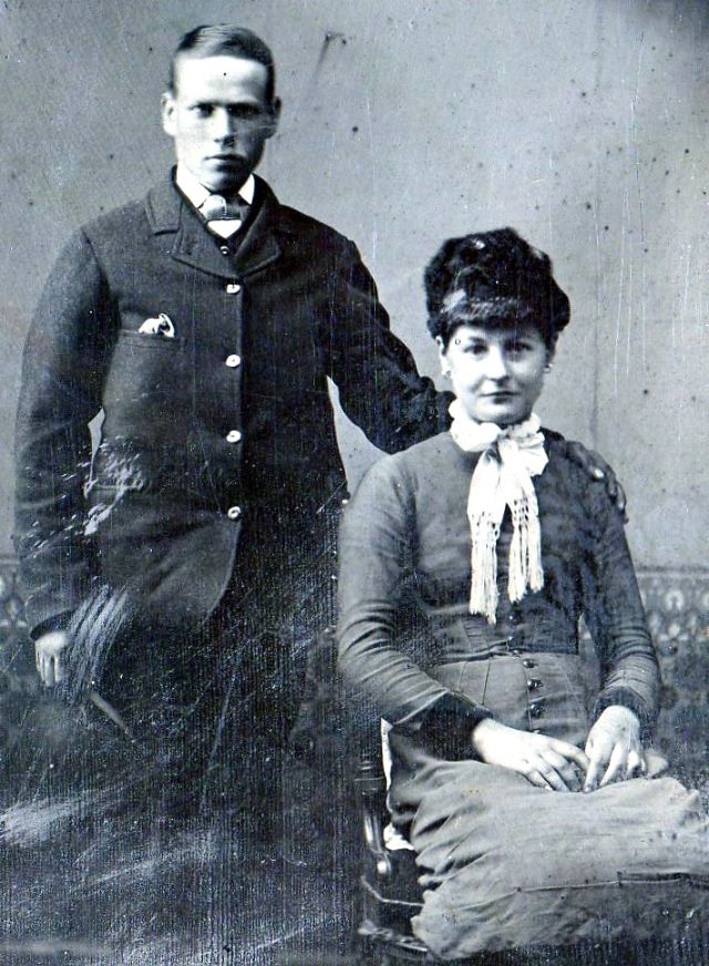38 Cool Pics Show What Couples Looked Like in the 19th Century ...