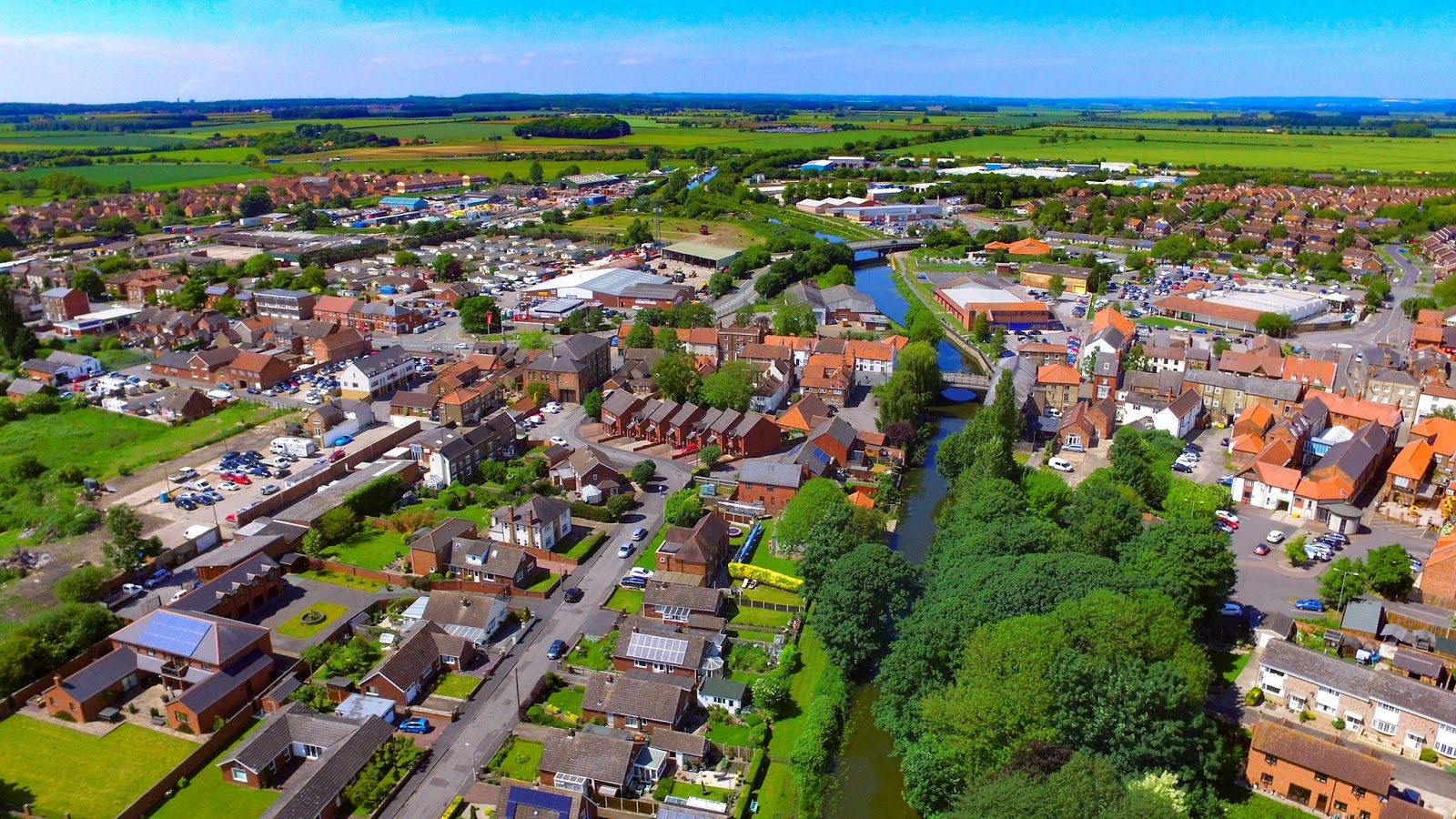 Nigel Fisher's Brigg Blog: VIEW 12 SUPER DRONE PICTURES OF BRIGG TAKEN ...