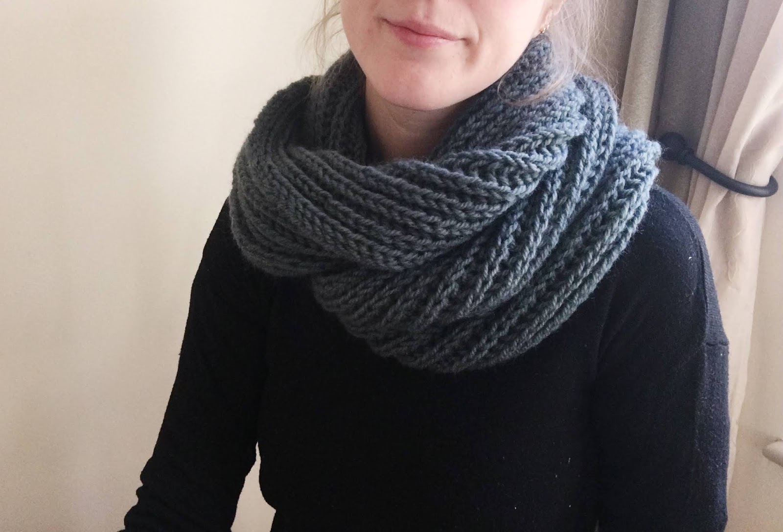 Free Pattern: The (Too?) Warm Infinity Scarf | wiseknits