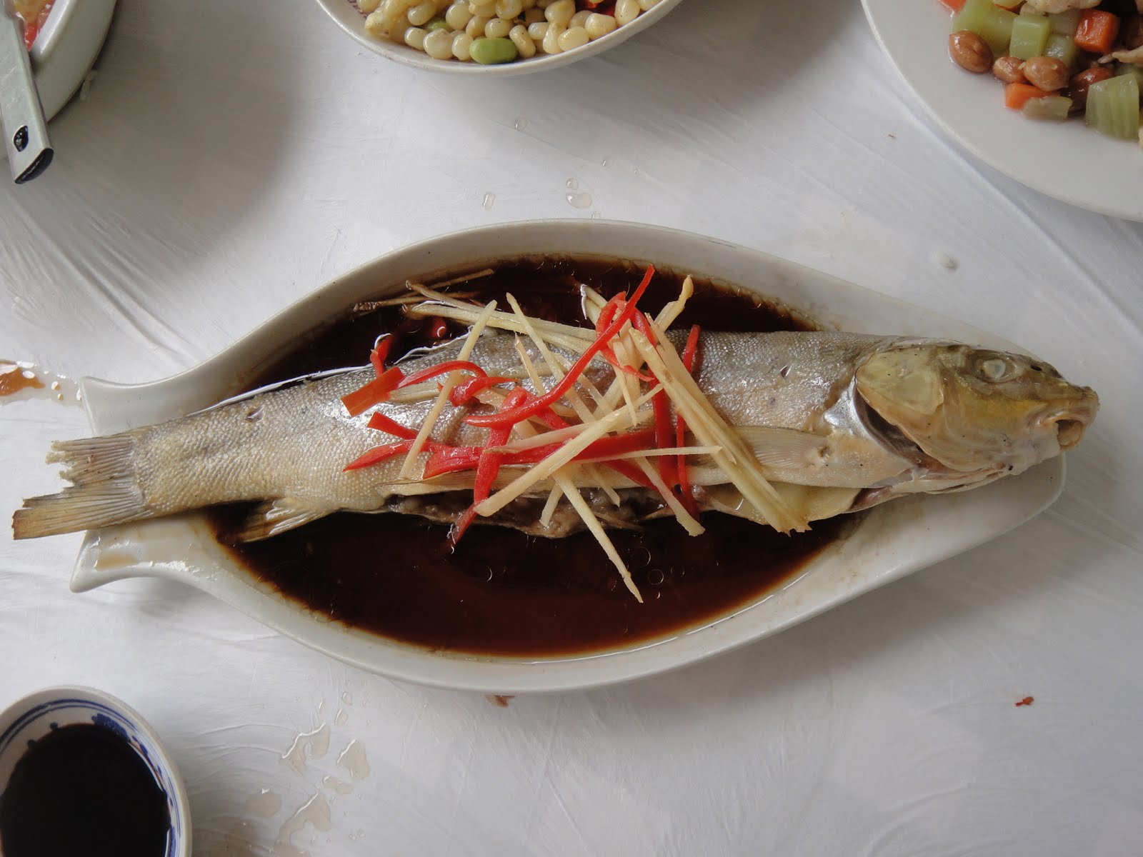 pakdoktergolfblog: Day 4 : Lunch by the Yangtze River...