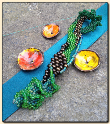 Baublicious: Freeform Peyote, Very Much in Process