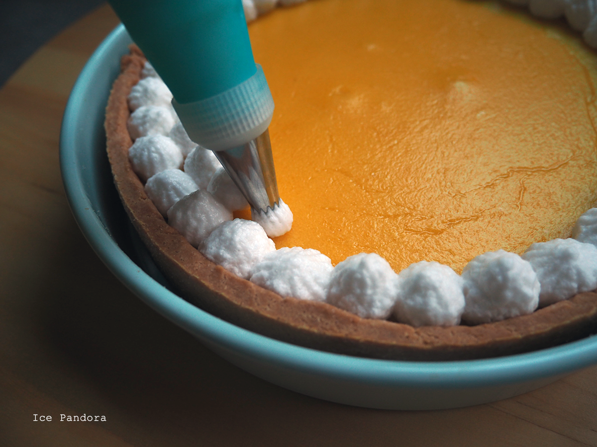 Mango meringue pie (gluten,- and sugar free!)