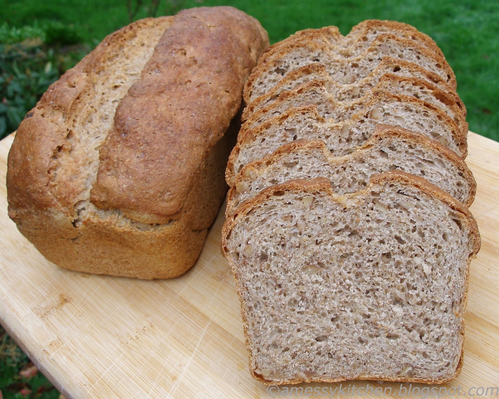 Catching up - 5-Grain Bread with Walnuts