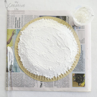 Cindy deRosier: My Creative Life: Paper Plate King Cake