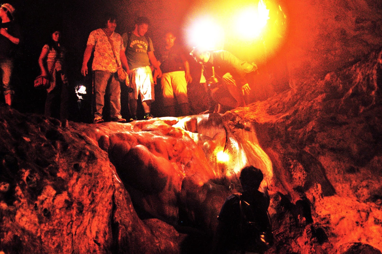 Cordillera village' crier : Sagada's Balangagan Cave, an underground ...