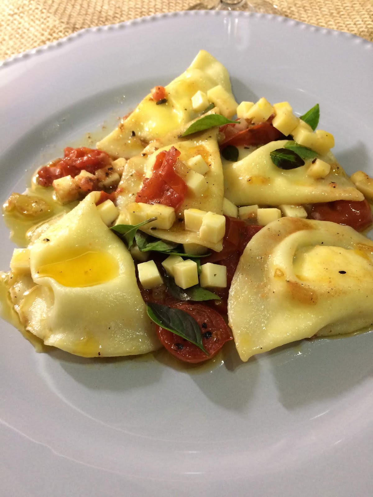 Comidas & Rumos: RAVIÓLI CAPRESE