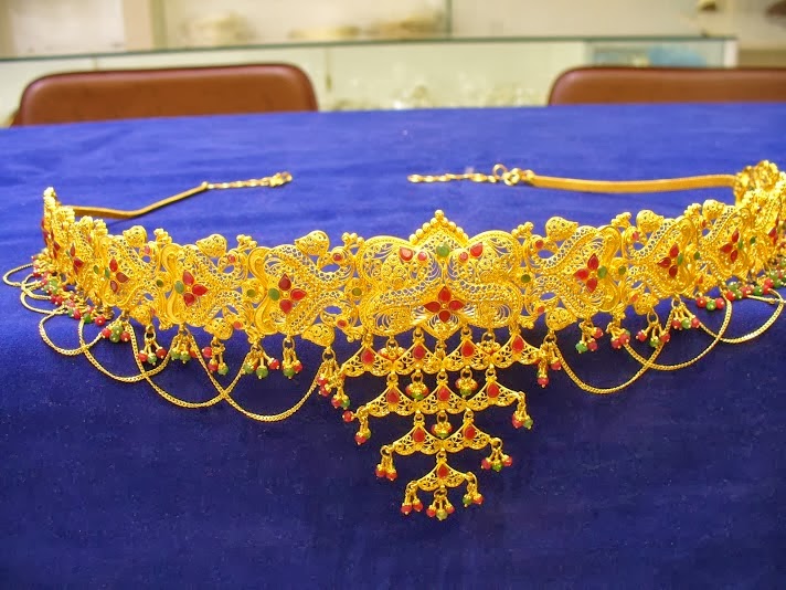 Gold Jewellery designs online: Chain model Vaddanam - Very nice!