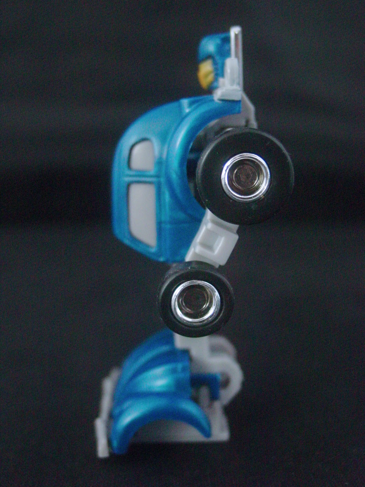 The HEXdidn't... TransFormers Collection Blog: 3H BotCon 2002 Universe ...