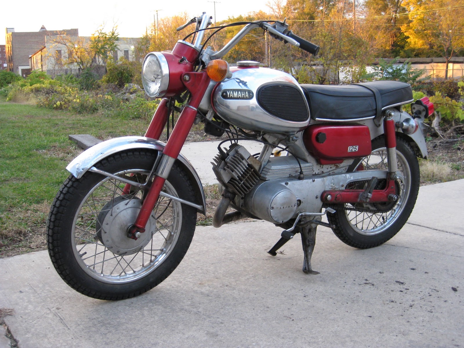 SCREW CITY: 1968 Yamaha YA6