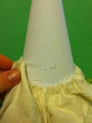 The Creative Vault: Ruffled Muslin Trees {Tutorial}