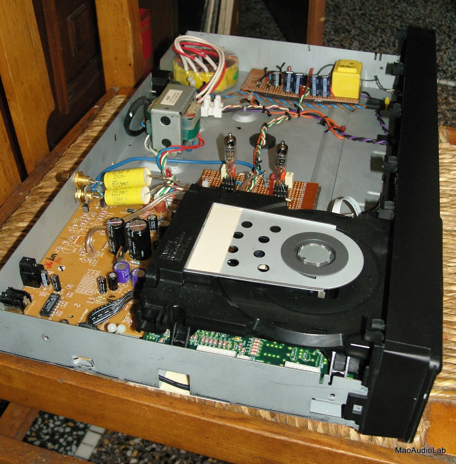 Mao Audiophile Modifications: Marantz CD-5000 tube CD-Player a real ...