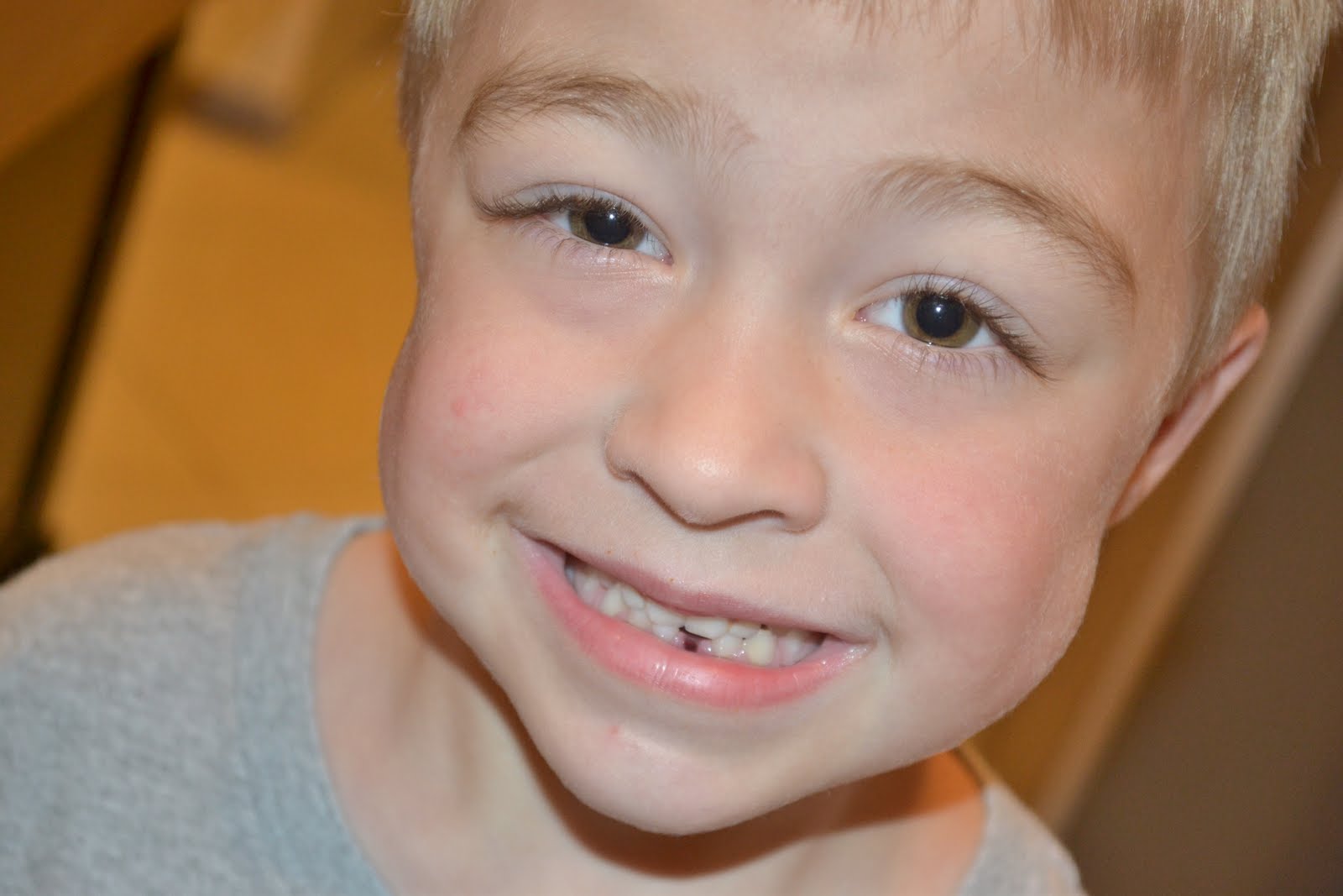 lauren's (and matt's) 3 boys: Losing your first tooth!