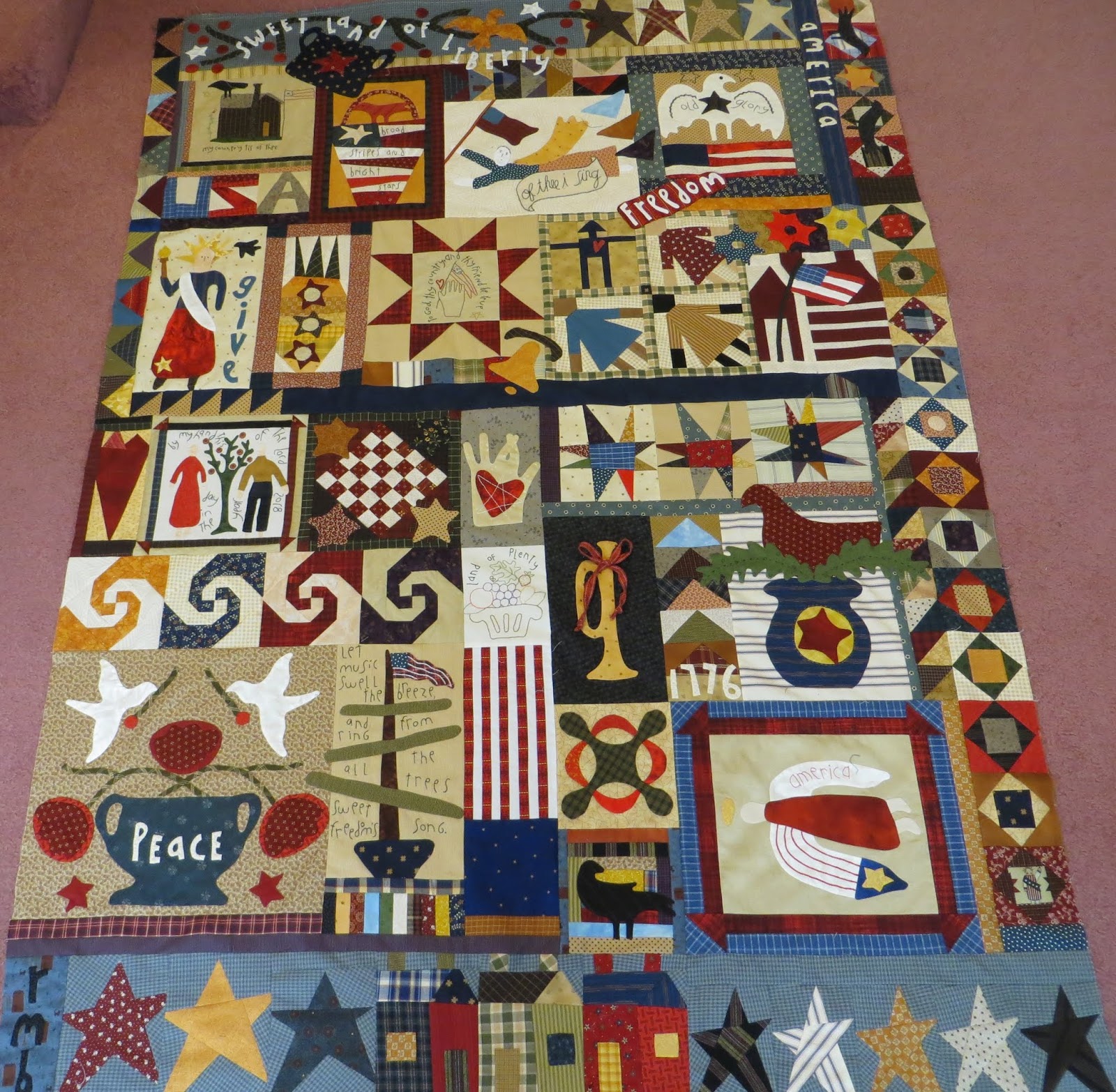I LIKE TO CREATE : My patriotic quilts.