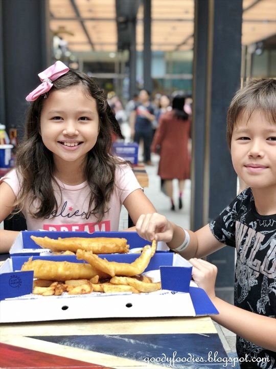 GoodyFoodies: Harry Ramsden Genting: Fish & Chips