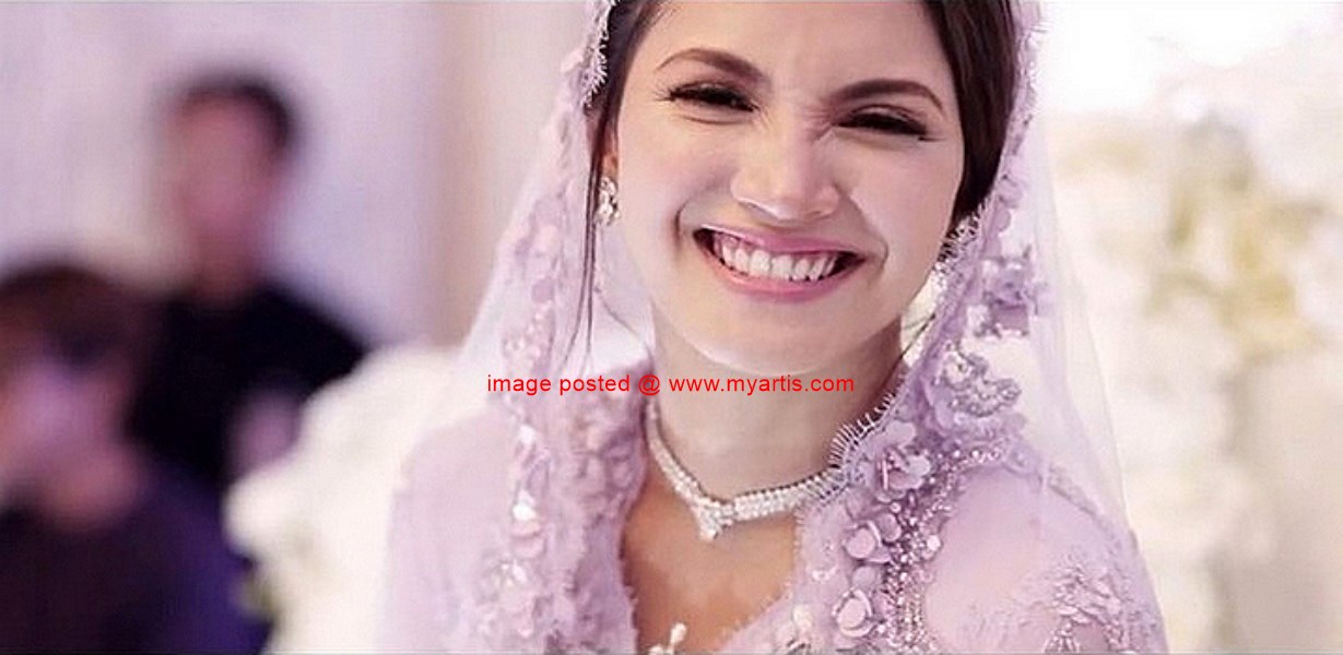 MYARTIS.COM | MYARTIS | MY | ARTIS: 40 FOTO & 3 VIDEO - SEKITAR MAJLIS PERTUNANGAN FATTAH & FAZURA