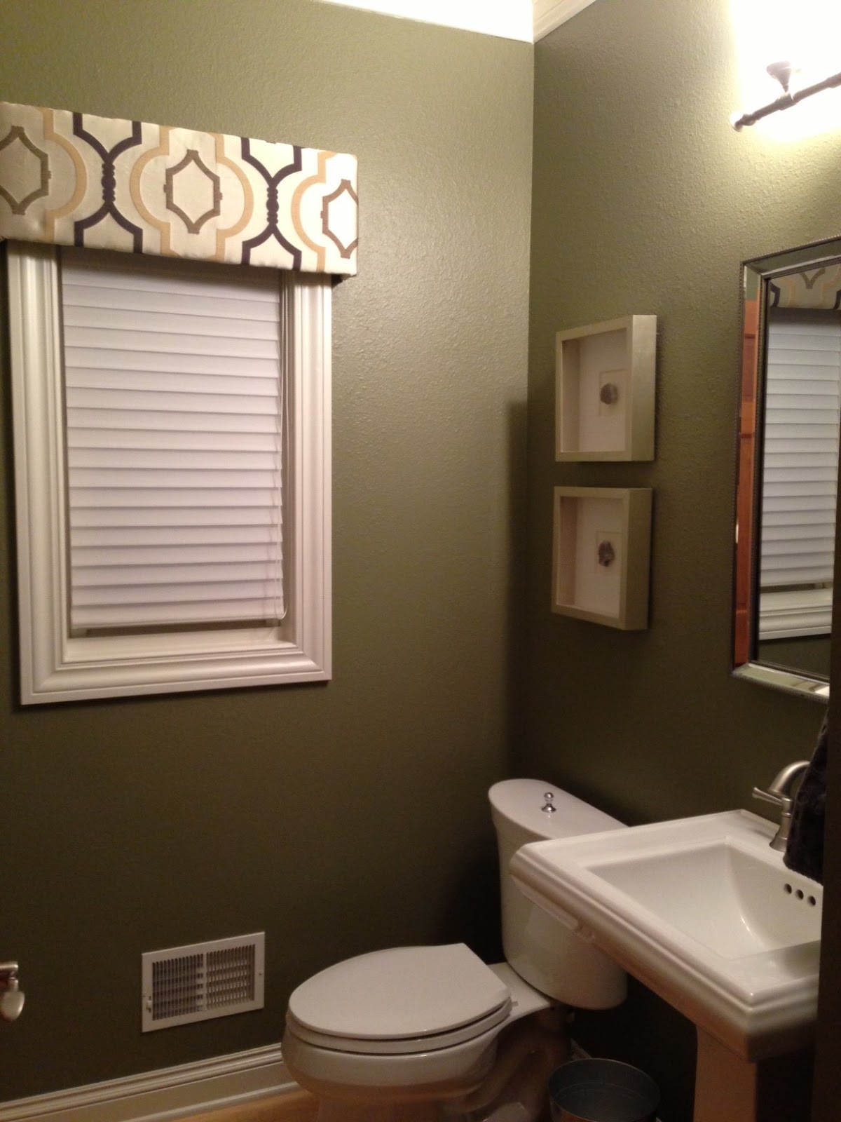 Rhubarb & Linen: DIY Pelmet Box