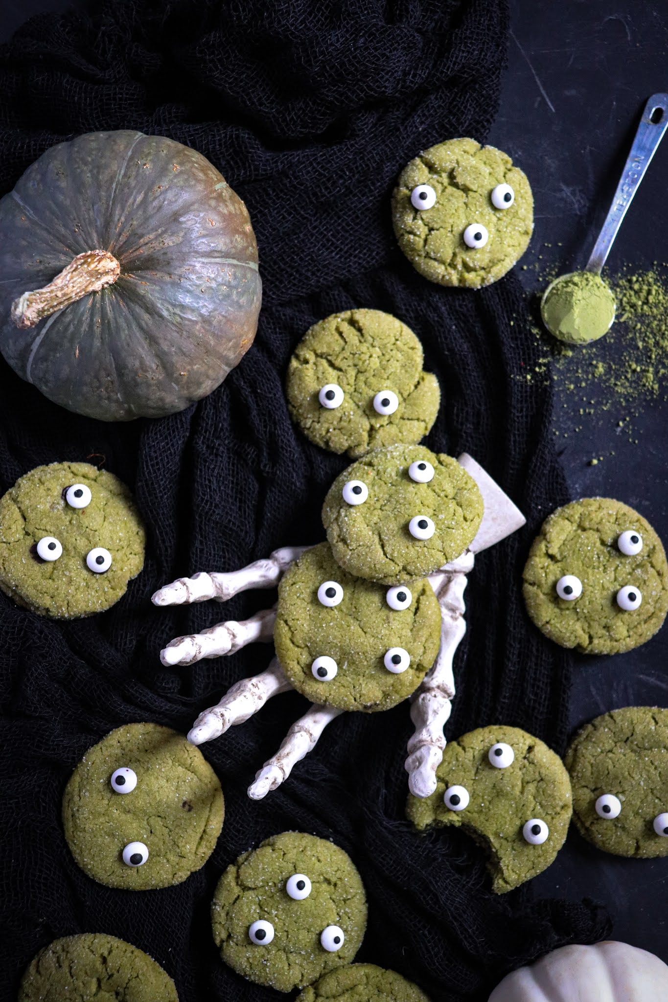 Annie à la Mode: Matcha Monster Cookies w/ Black Sesame Filling