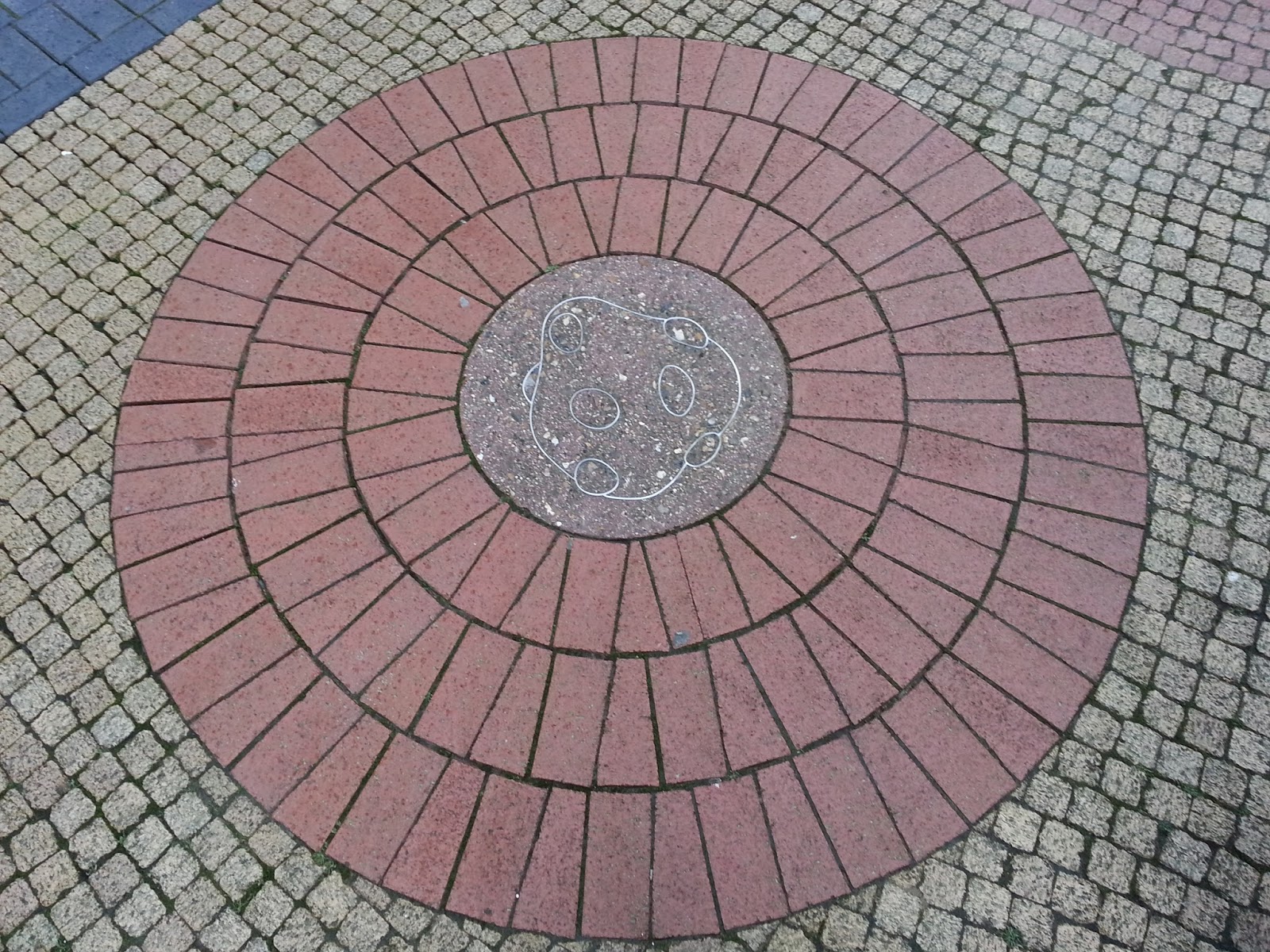 Random encounters with the unusual: Woking's Alien Invasion