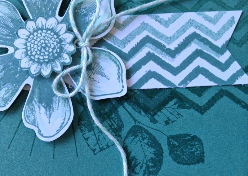 distINKtive STAMPING designs : Beautiful Bunch Monotone Card.