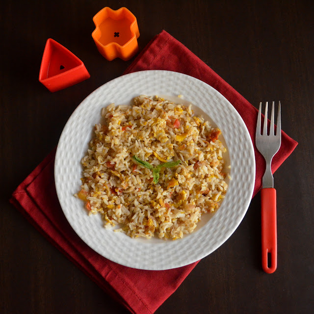 Indulge...: Egg Rice | Mutta Rice | Muttai Sadam | Easy Lunch box recipes