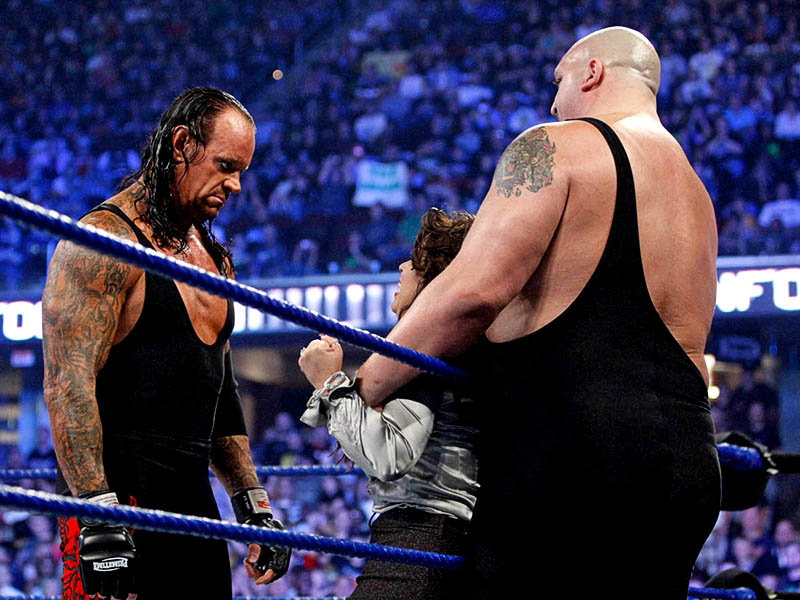 WWE World: Undertaker With Big Show