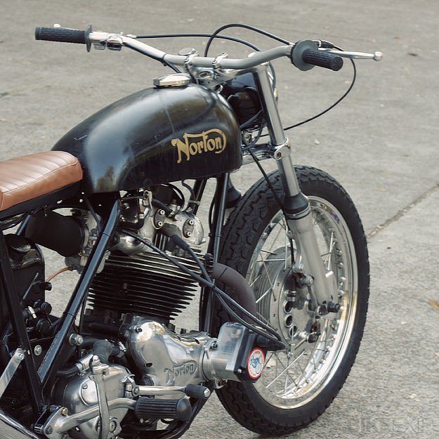 Motoblogn: Custom Norton Commando