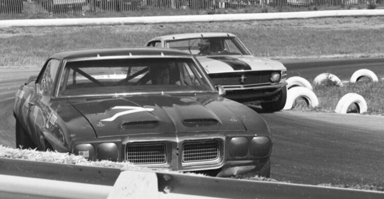 Just A Car Guy: Showing some live for Pontiac Trans Am racing, Laguna ...