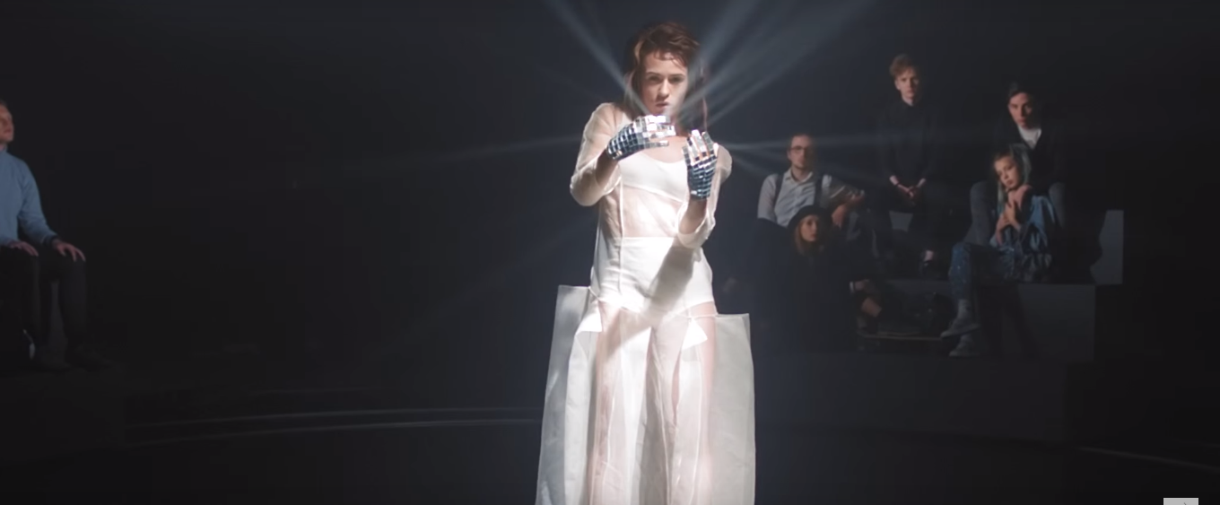 I cry like Yuko Oshima: Russian pop: Iowa (Айова)