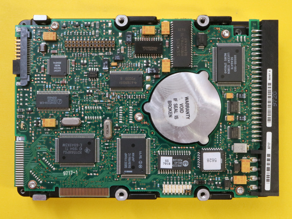 BugWorkShop - 甲蟲工作室: Seagate（希捷）ST32155N 2.15GB 硬碟機（Hard Disk Drive）- 介紹（一）