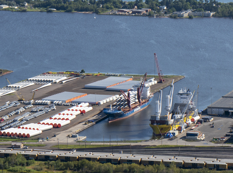 Duluth Harbor Cam: Happy River and Industrial Strength unloading at ...