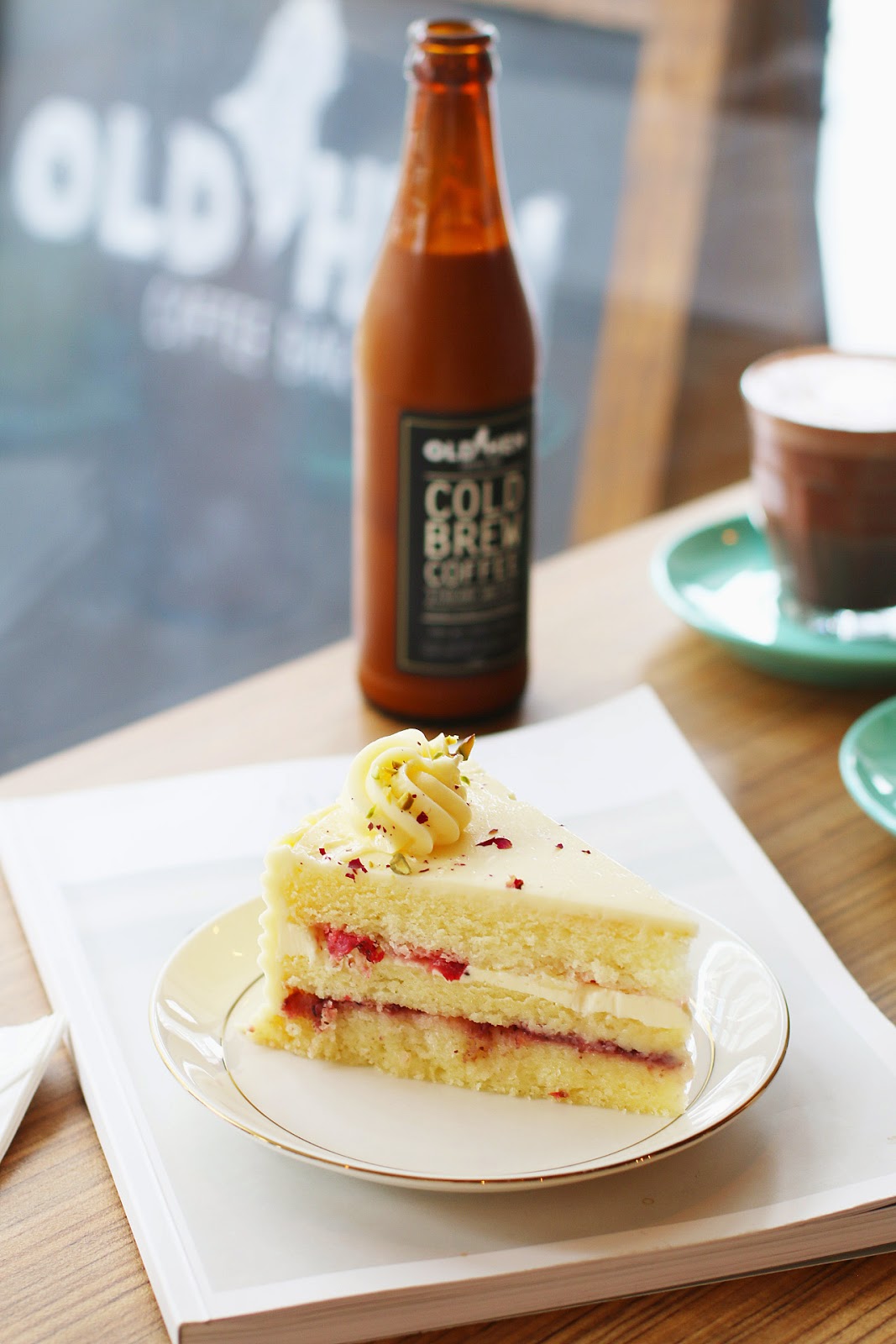 HYDNCHN: Old Hen Coffee Bar