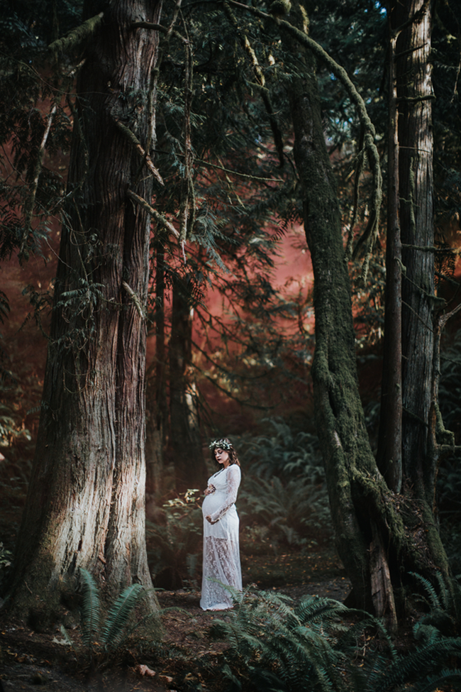 Bubby and Bean ::: Living Creatively: A Magical, Ethereal Maternity Shoot